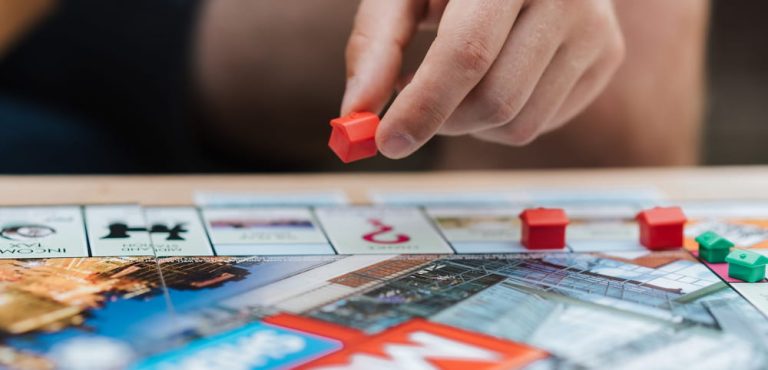 22 Monopoly Facts and Stats: All You Need to Know | Boar Gamer